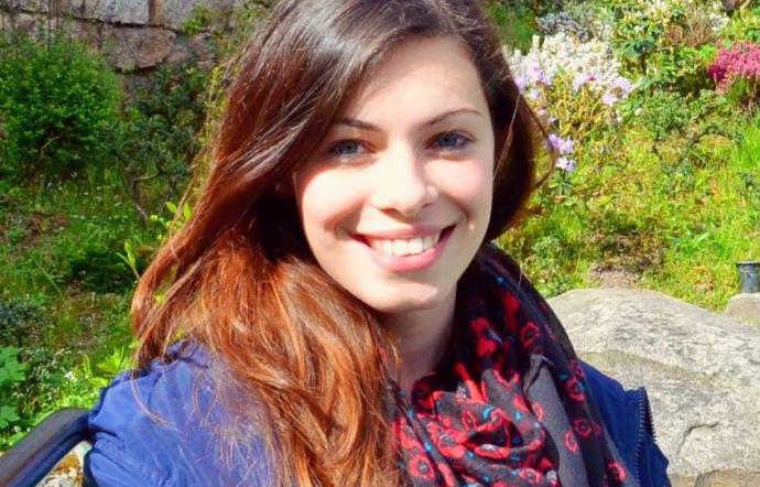 Perde controllo moto: lui si salva, morta ragazza di 26 anni ...