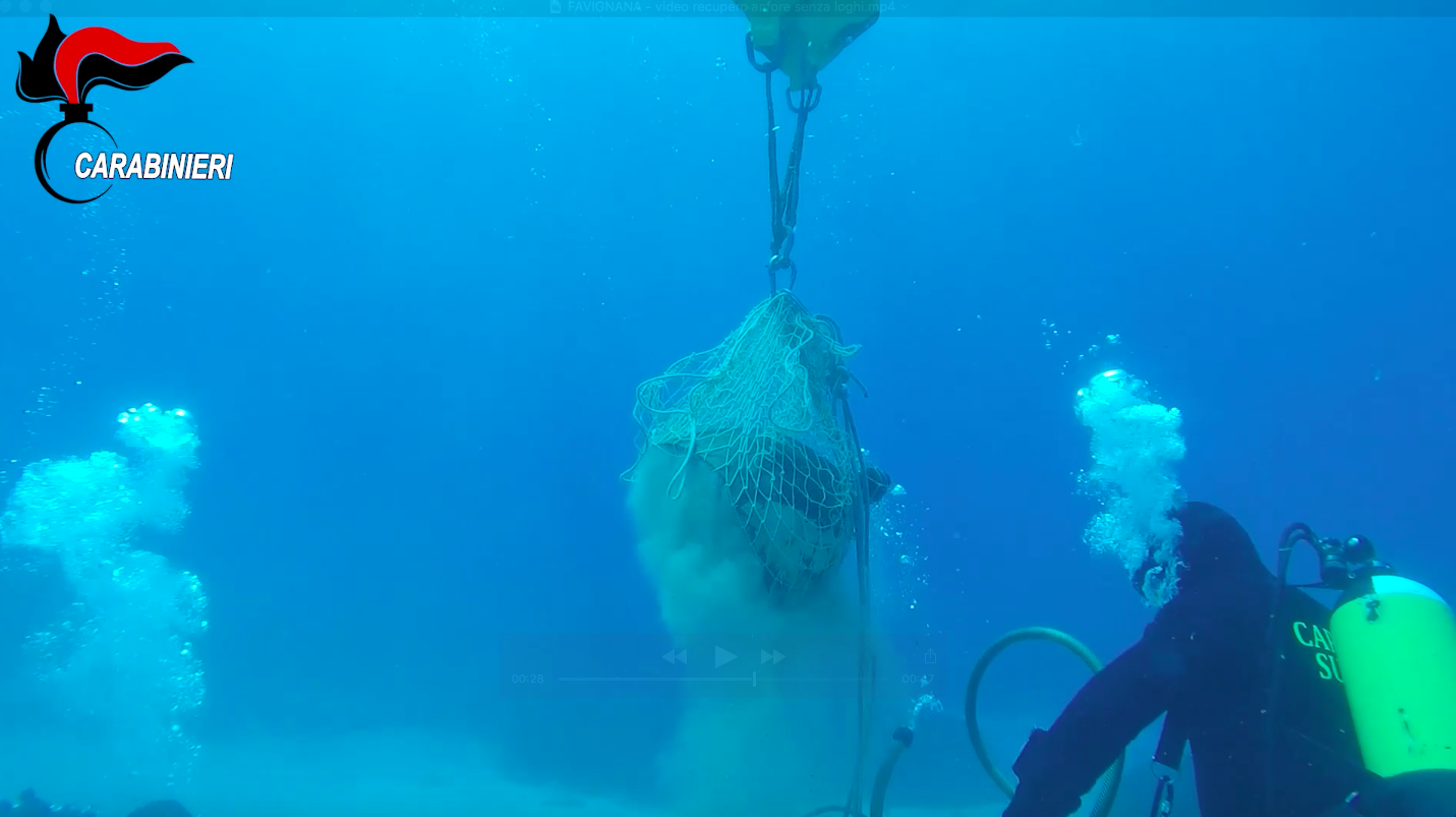 Carabinieri recuperano tre anfore puniche dai fondali di Favignana ...