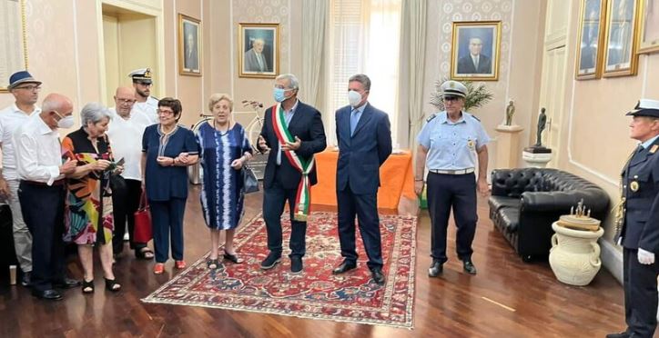 Porto Empedocle, anche Carmelo Gibilaro nella Sala dei ritratti al ...