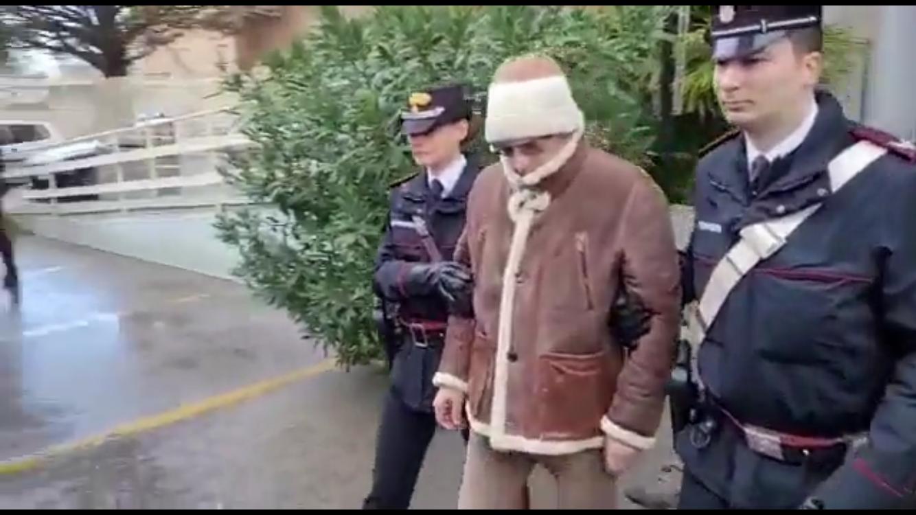 La sfida di Messina Denaro ai giudici: "Sarei stupido a dirvi dove sono ...