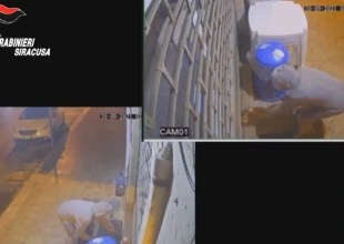 Bomba carta a esercizi commerciali: le immagini dei carabinieri ...