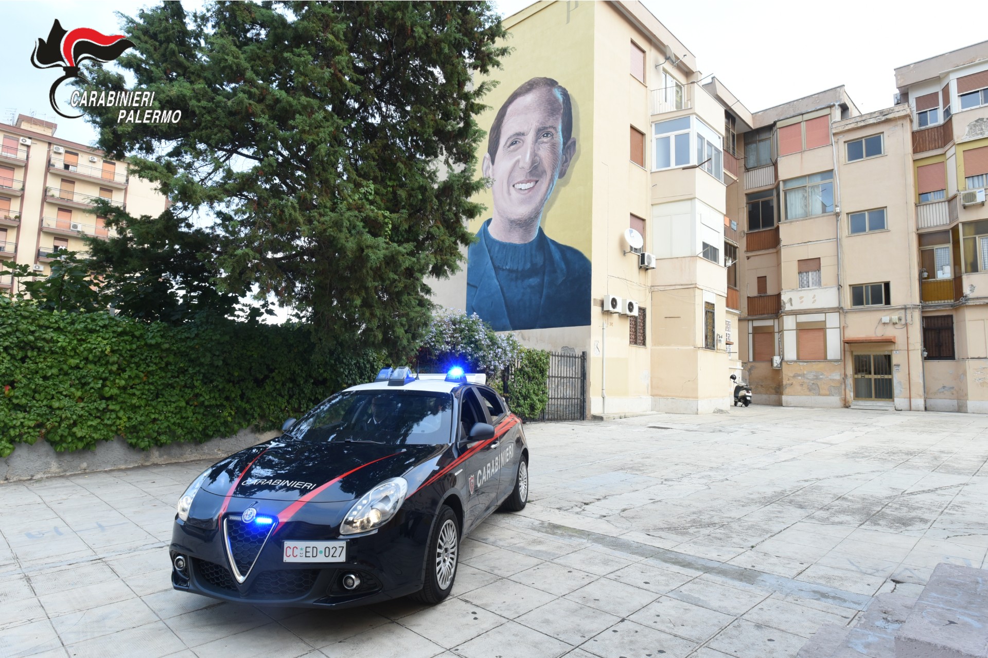Tenta furto negli uffici dello Stato Civile del Comune, arrestato ...