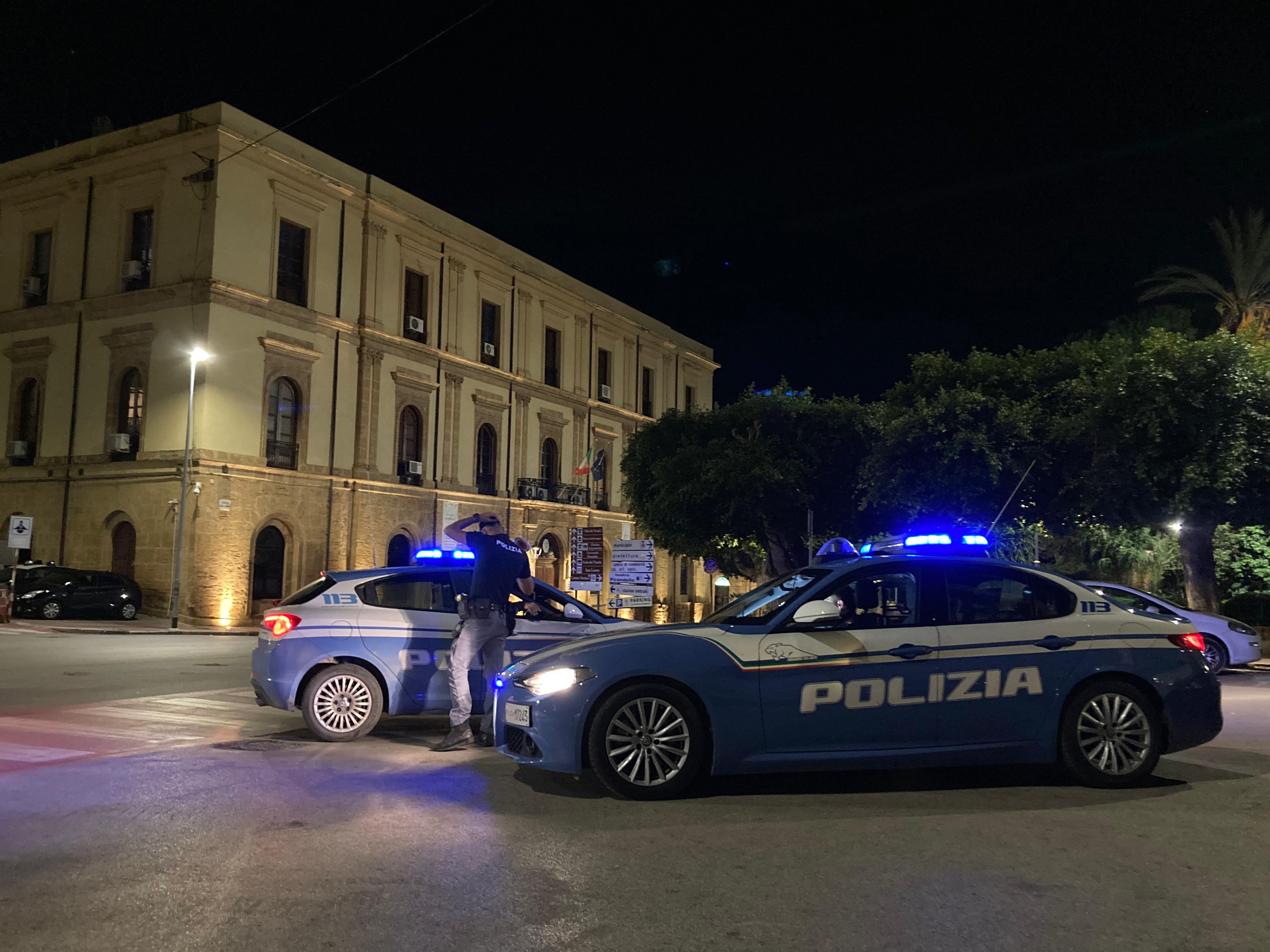 Maxi rissa in via Callicratide, almeno dieci persone coinvolte ...