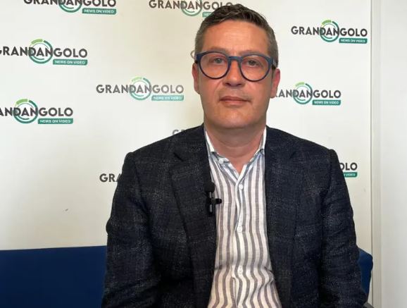 Shock a Campobello di Licata, uomo punta pistola alla testa del sindaco ...