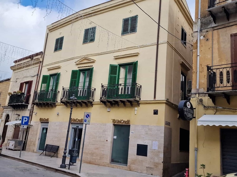 In vendita lo storico Circolo Unione di Racalmuto, il Pd: "intervengano ...