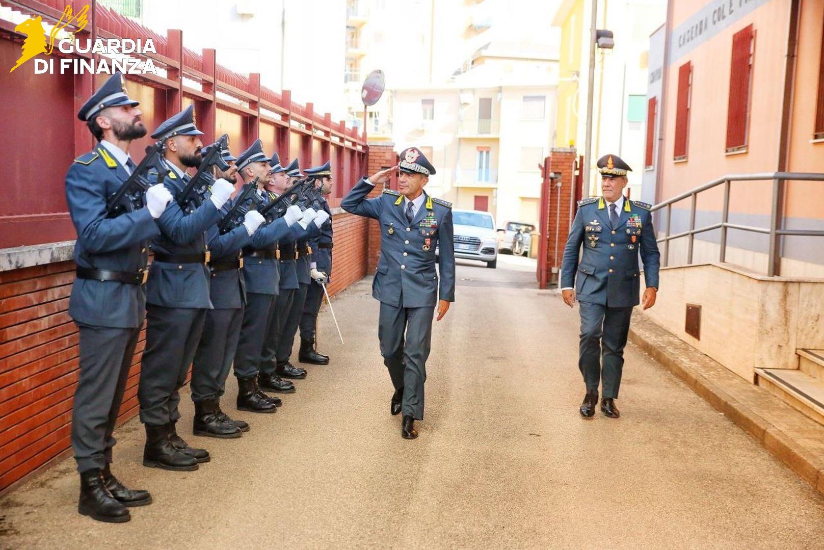 GdiF Caltanissetta, visita del Comandante Regionale alle autorità ed ai reparti della provincia ...