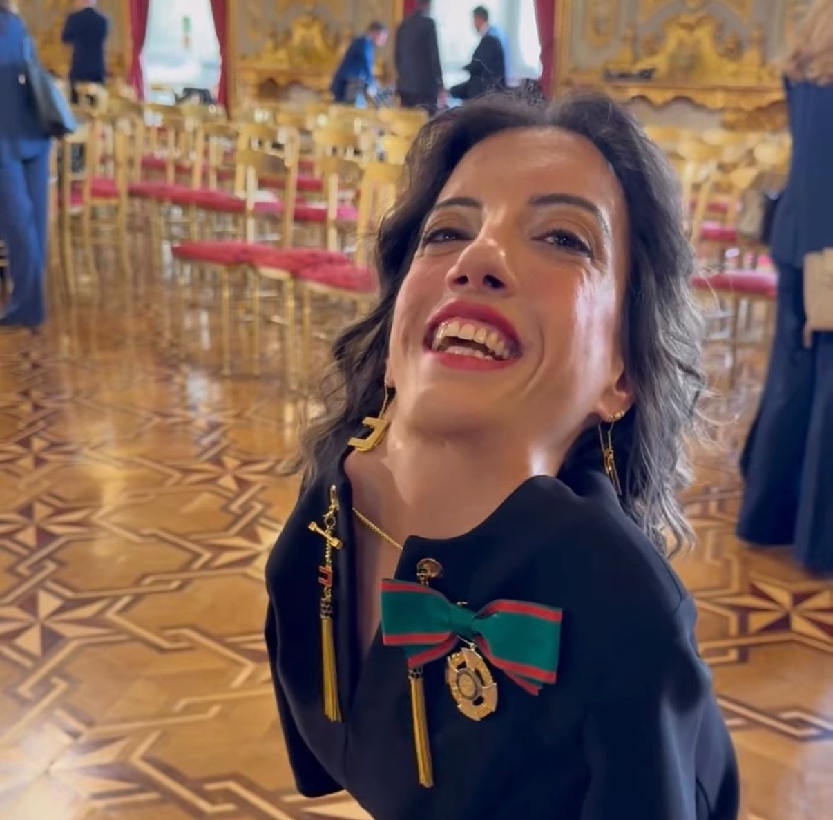 Nadia Lauricella cavaliere della Repubblica: la medaglia consegnata da ...